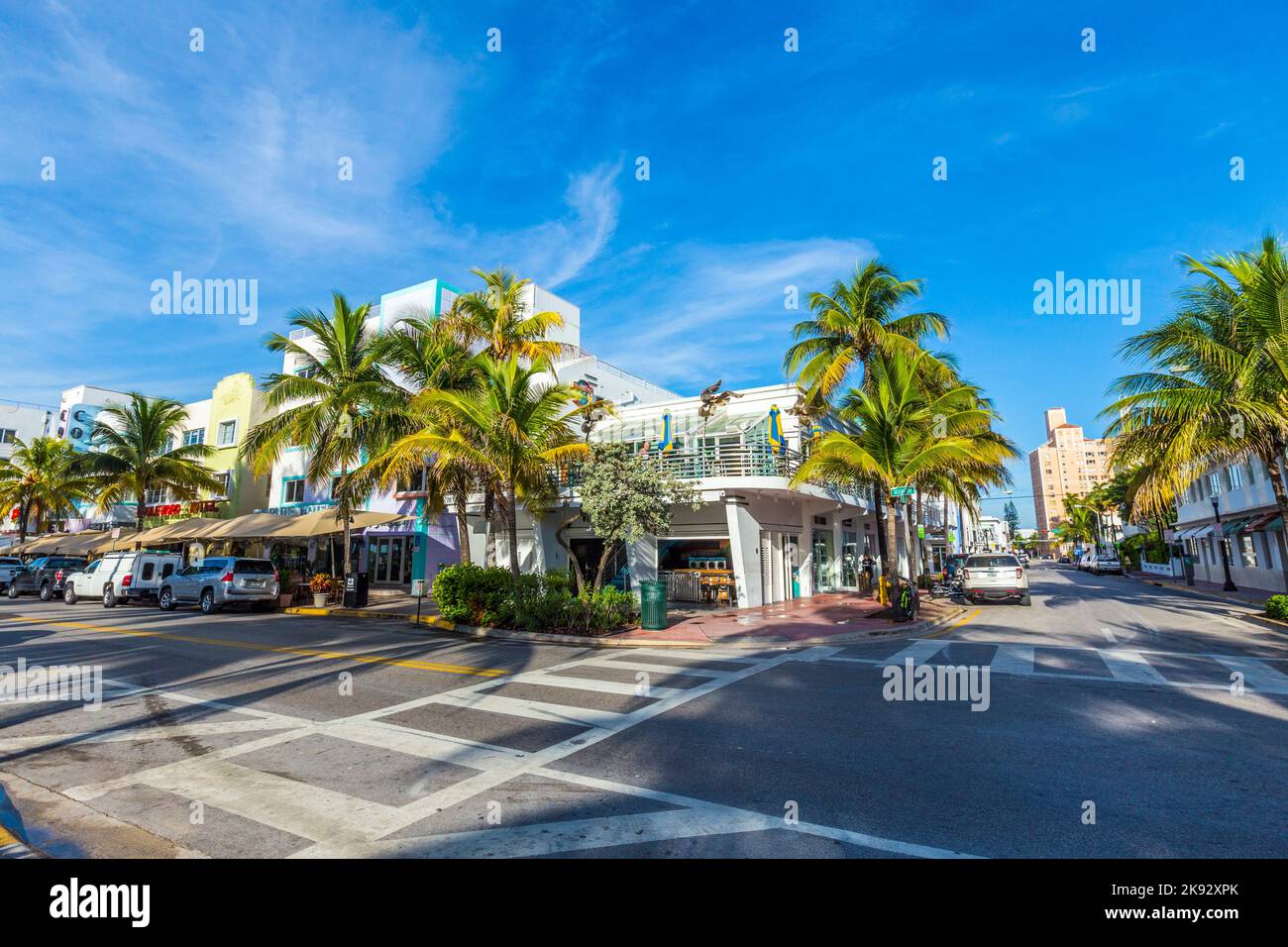 MIAMI, USA - AUG 20, 2014: Day view at Ocean drive in Miami, USA. Art ...