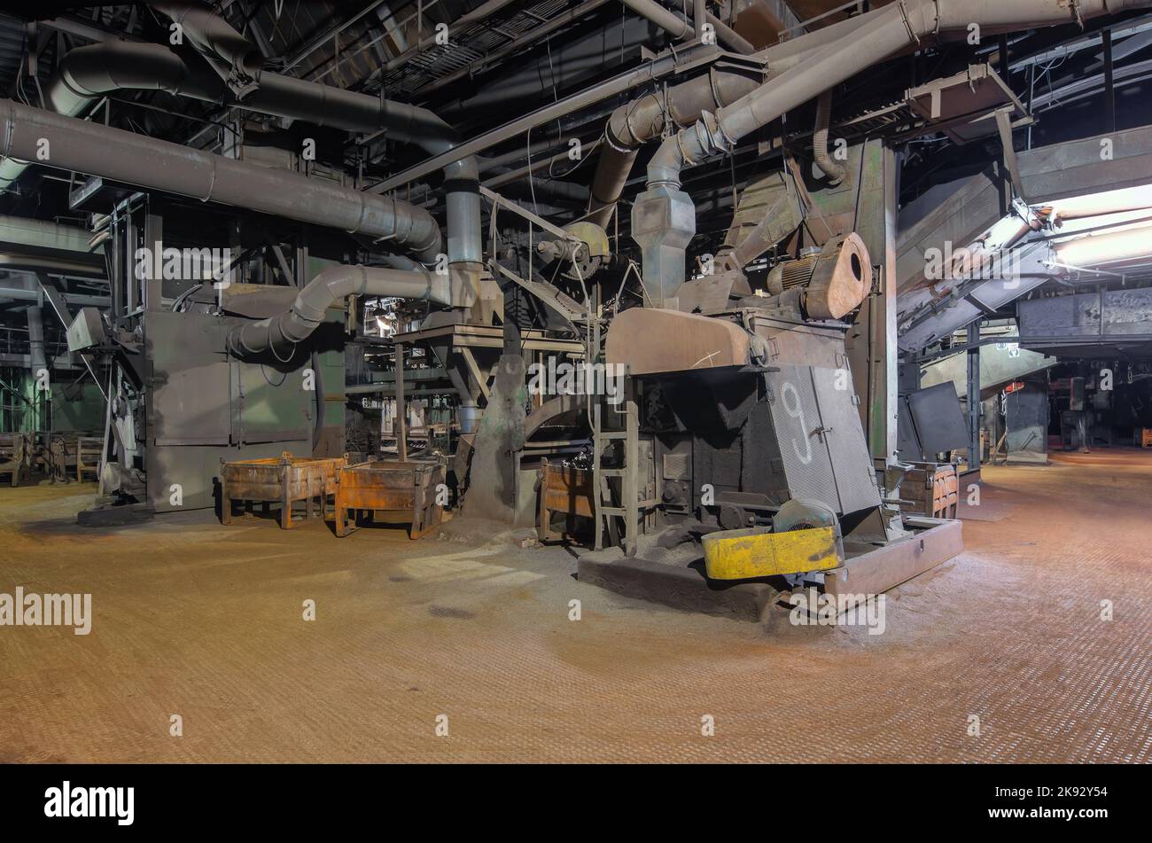 Industrial interior of an old factory Stock Photo - Alamy