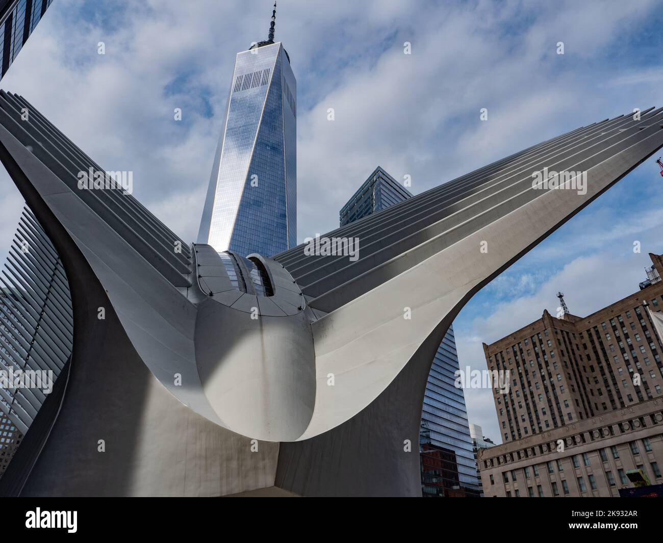 The exterior of the Oculus, the World Trade Center Station in New York ...