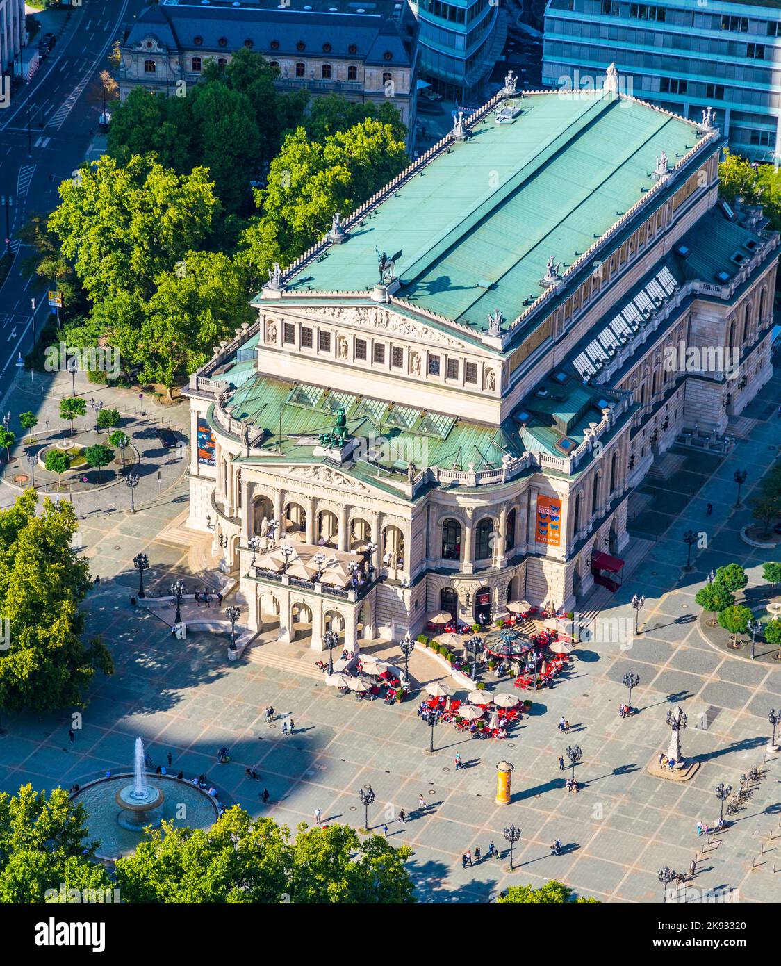 Old opera house in frankfurt am main hi-res stock photography and ...