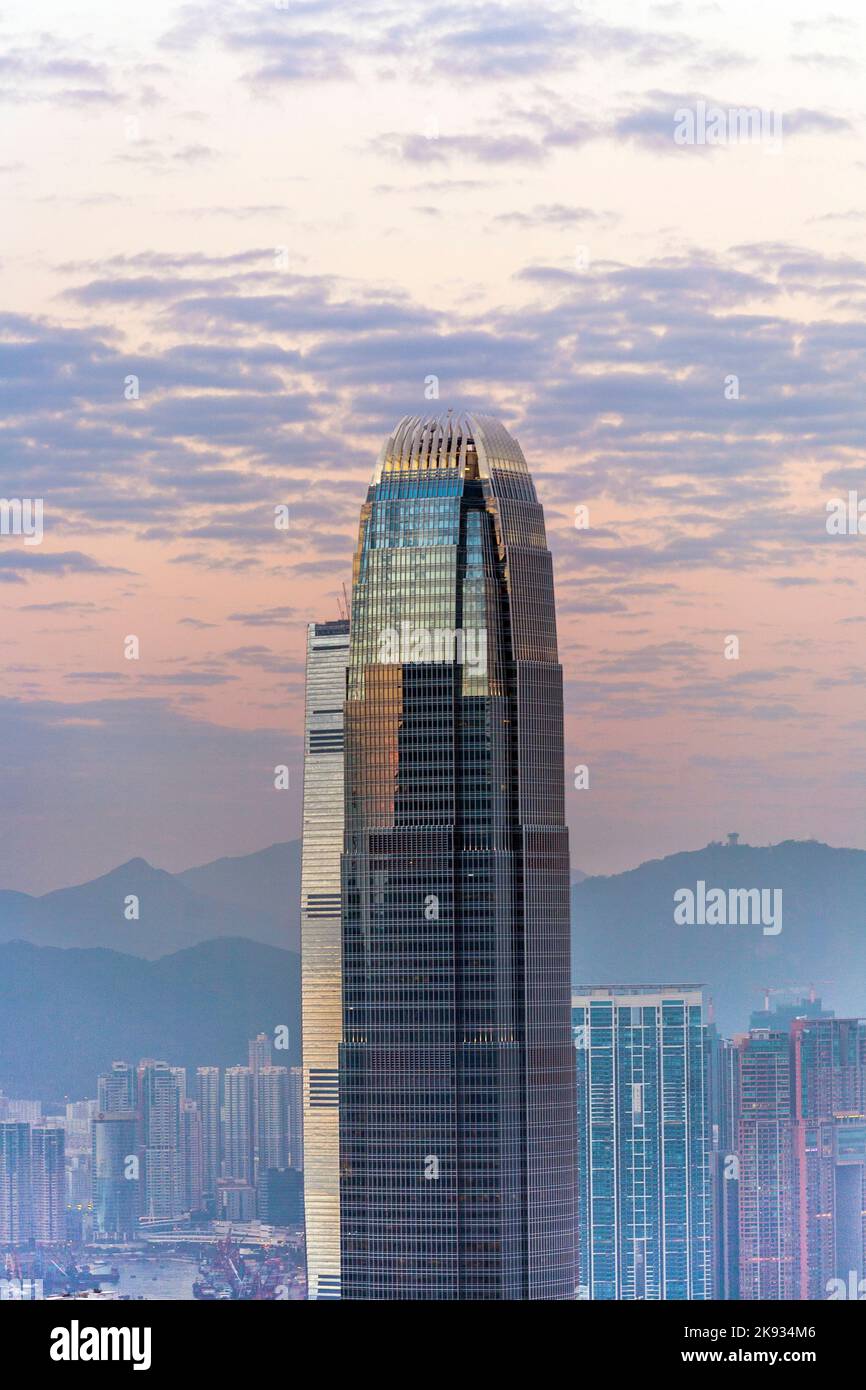 Two international finance centre 2ifc hi-res stock photography and ...