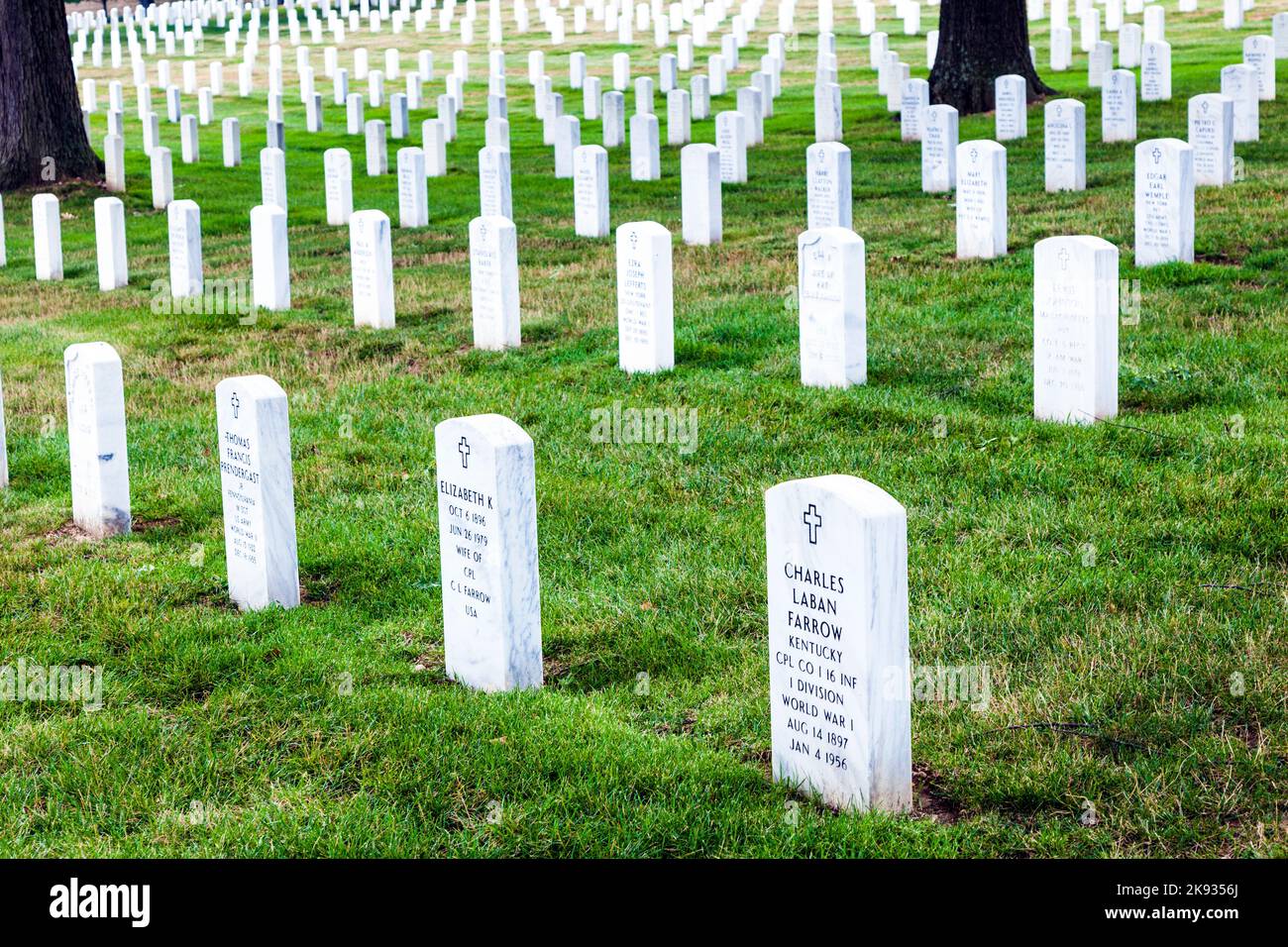 WASHINGTON DC - JUL 15: Gravestones on Arlington National Cemetery on ...