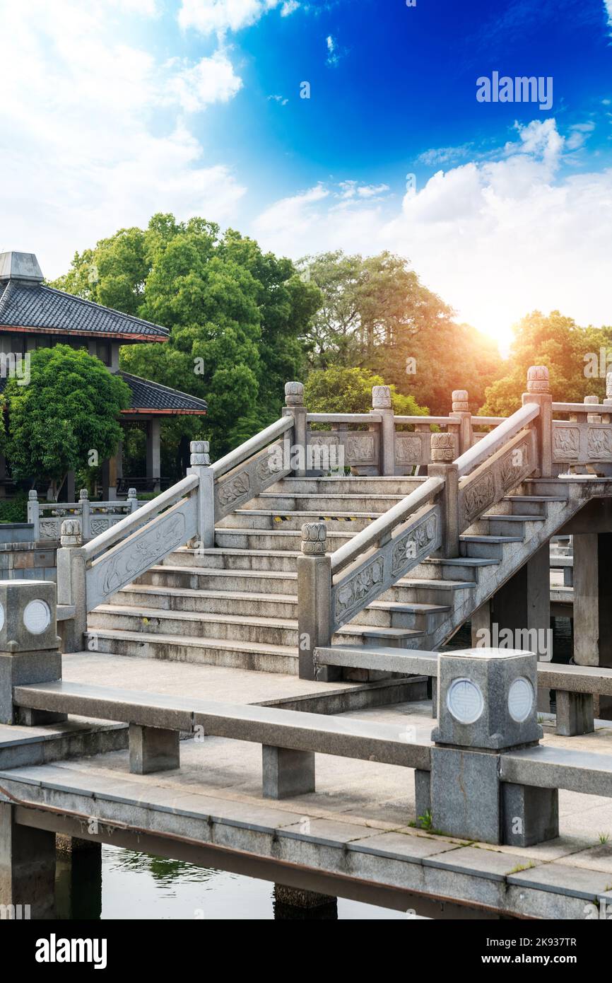 Chinese garden elements hi-res stock photography and images - Alamy