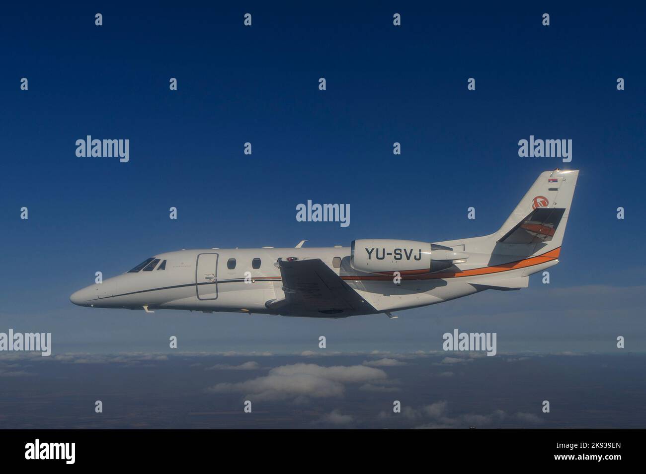 Cessna Citation 560XL (Citation XLS) business jet in flight over ...