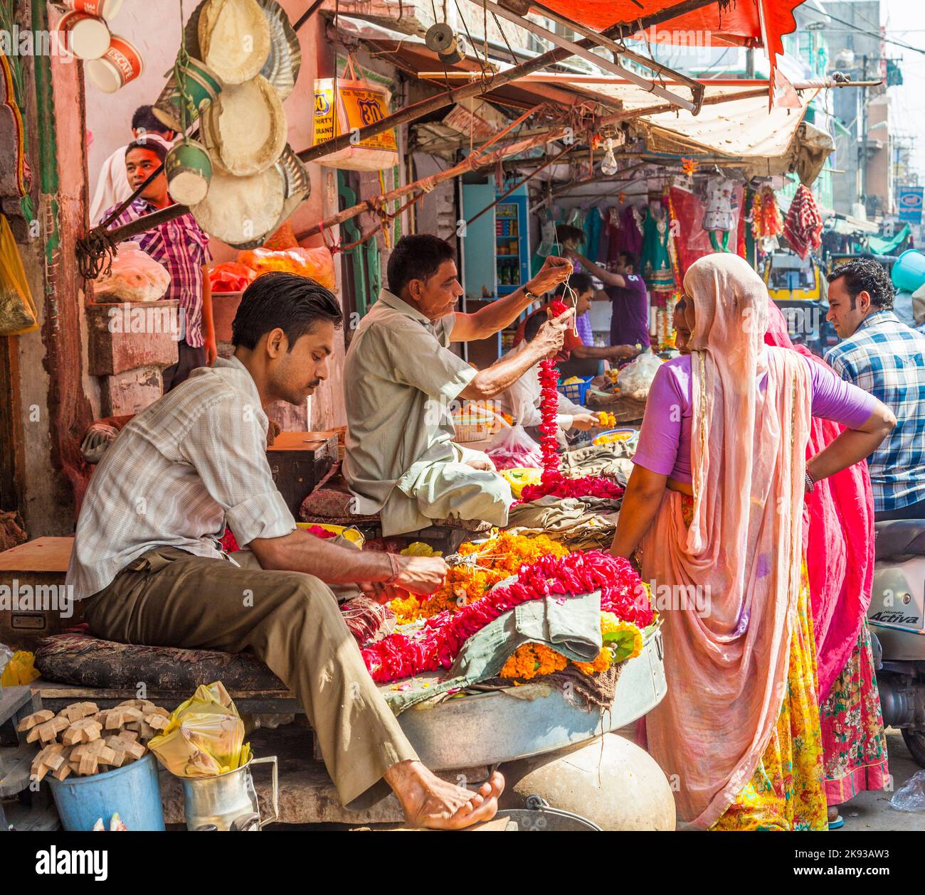 Reli decoration hi-res stock photography and images - Alamy