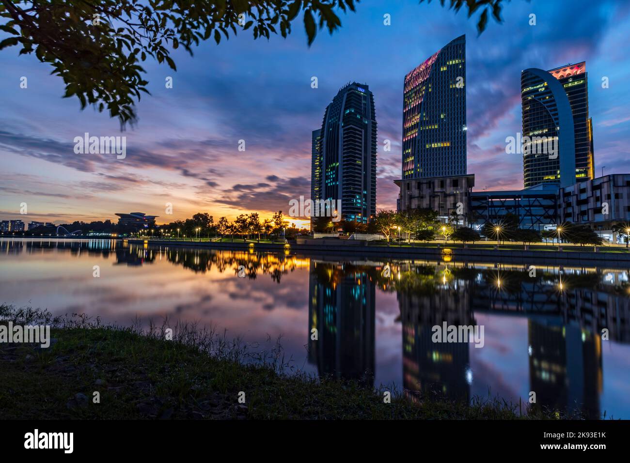 Putrajaya building hi-res stock photography and images - Alamy