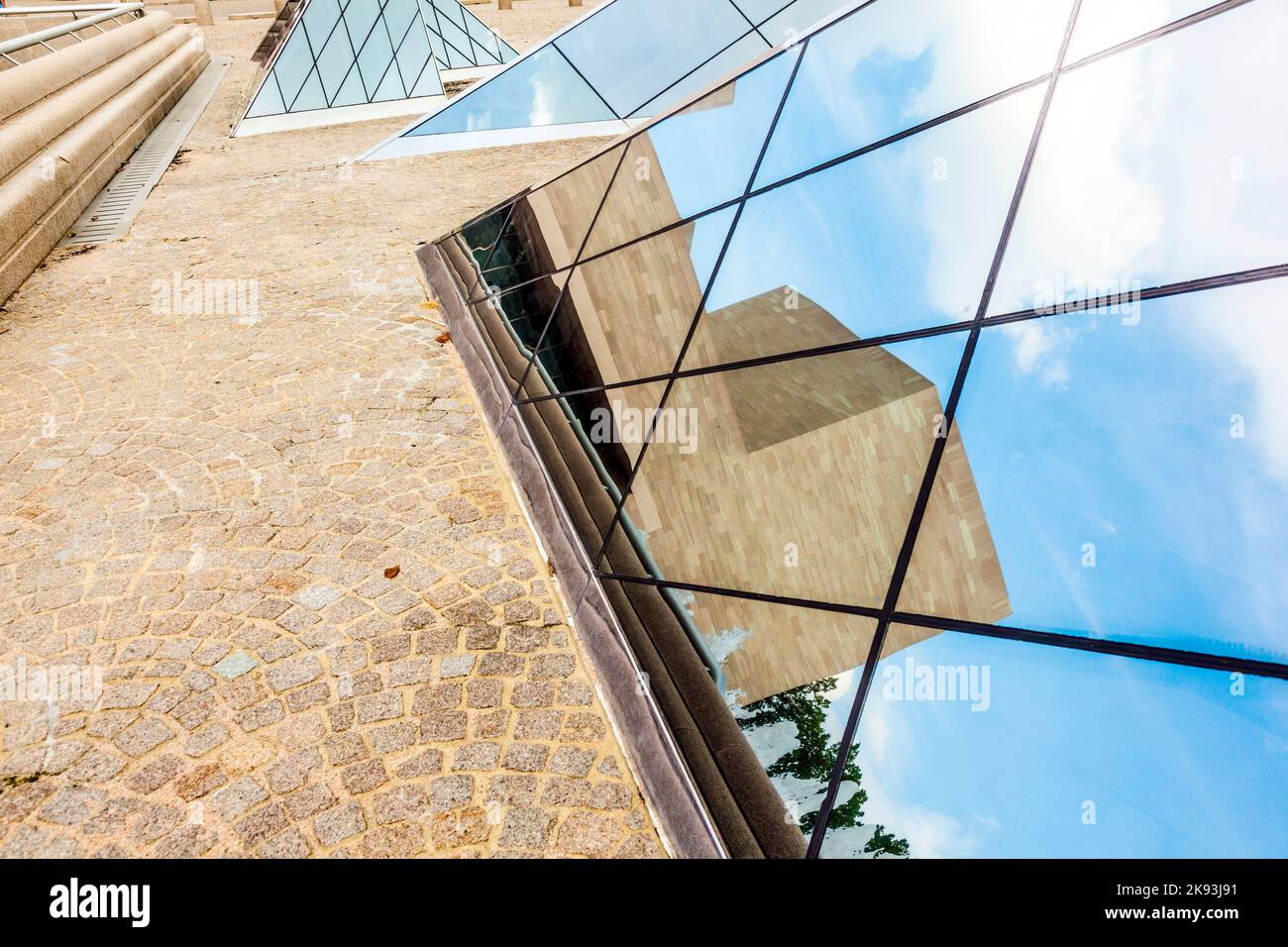 Washington, USA - July 14, 2010: The pyramid of the National Gallery of ...