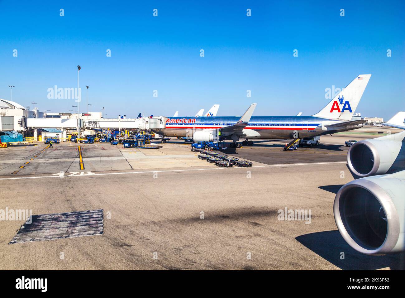 LOS ANGELES, USA - JUNE 9: American Airlines jet Boeing 767 parking on ...