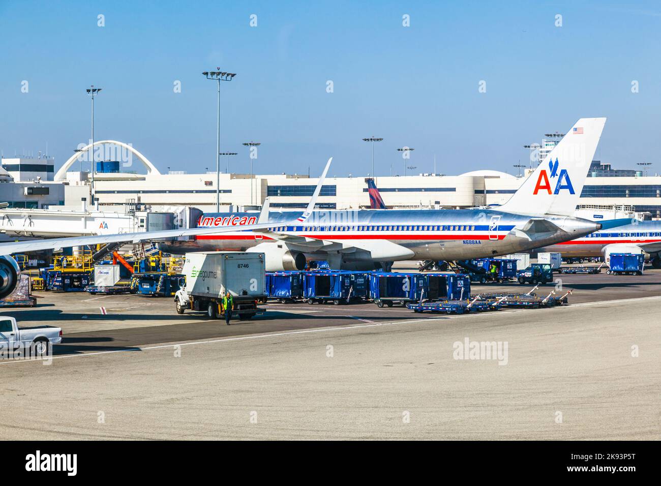 Boeing 767 cockpit hi-res stock photography and images - Alamy