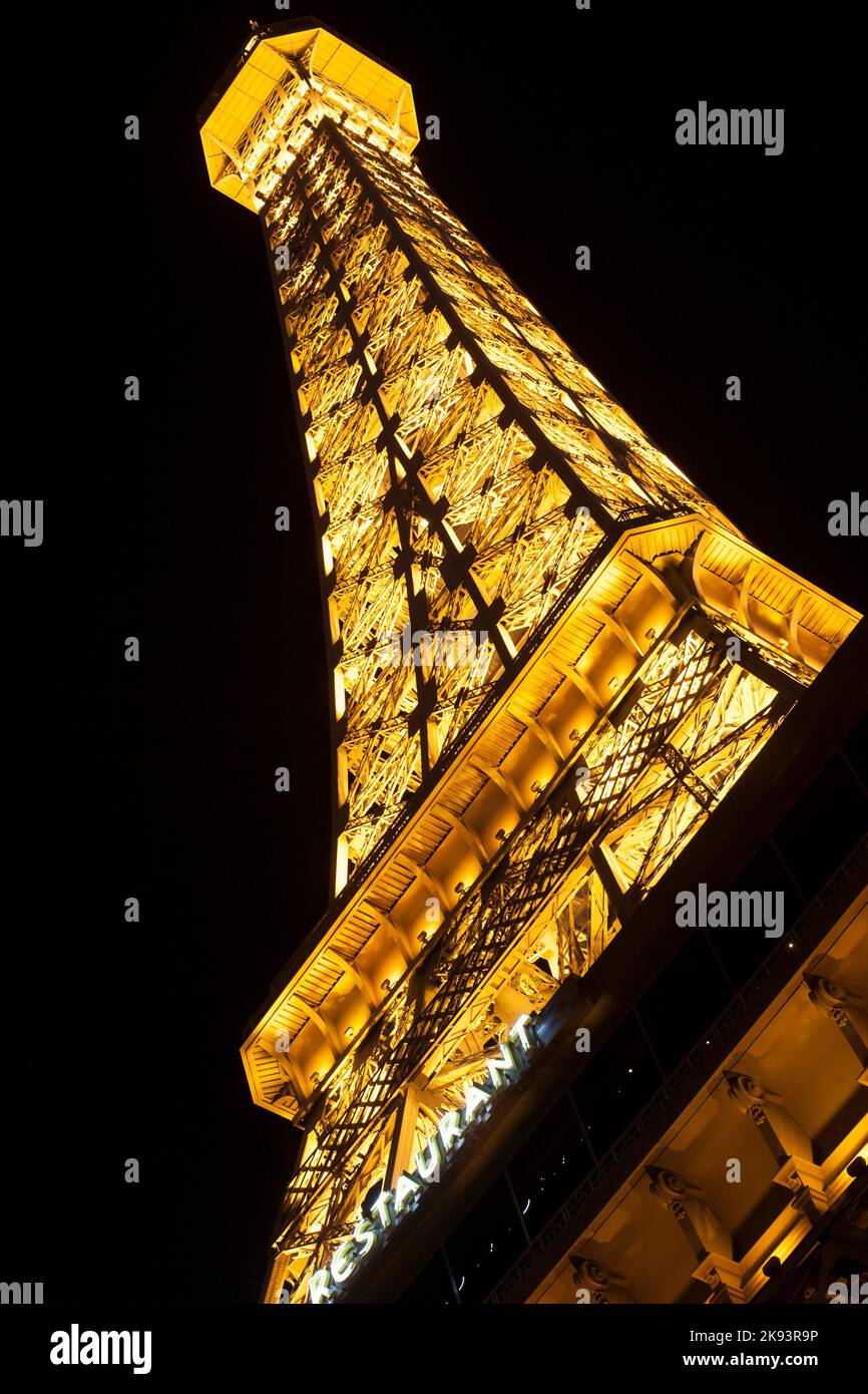 Las Vegas, USA - June 15, 2012: Paris Las Vegas hotel and casino in Las ...