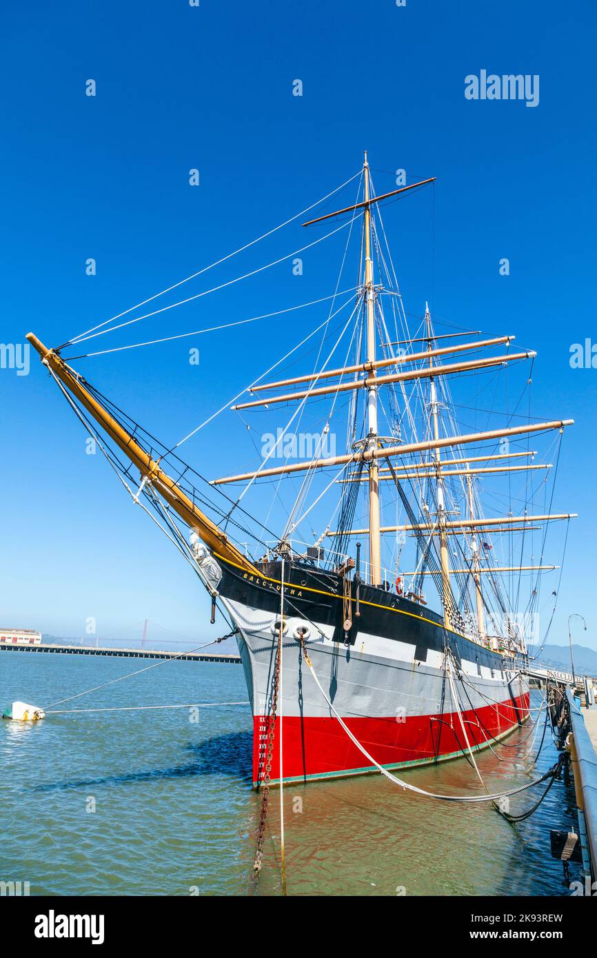 SAN FRANCISCO - JUNE 20: Vintage 1886 sailing ship, Balclutha on public ...