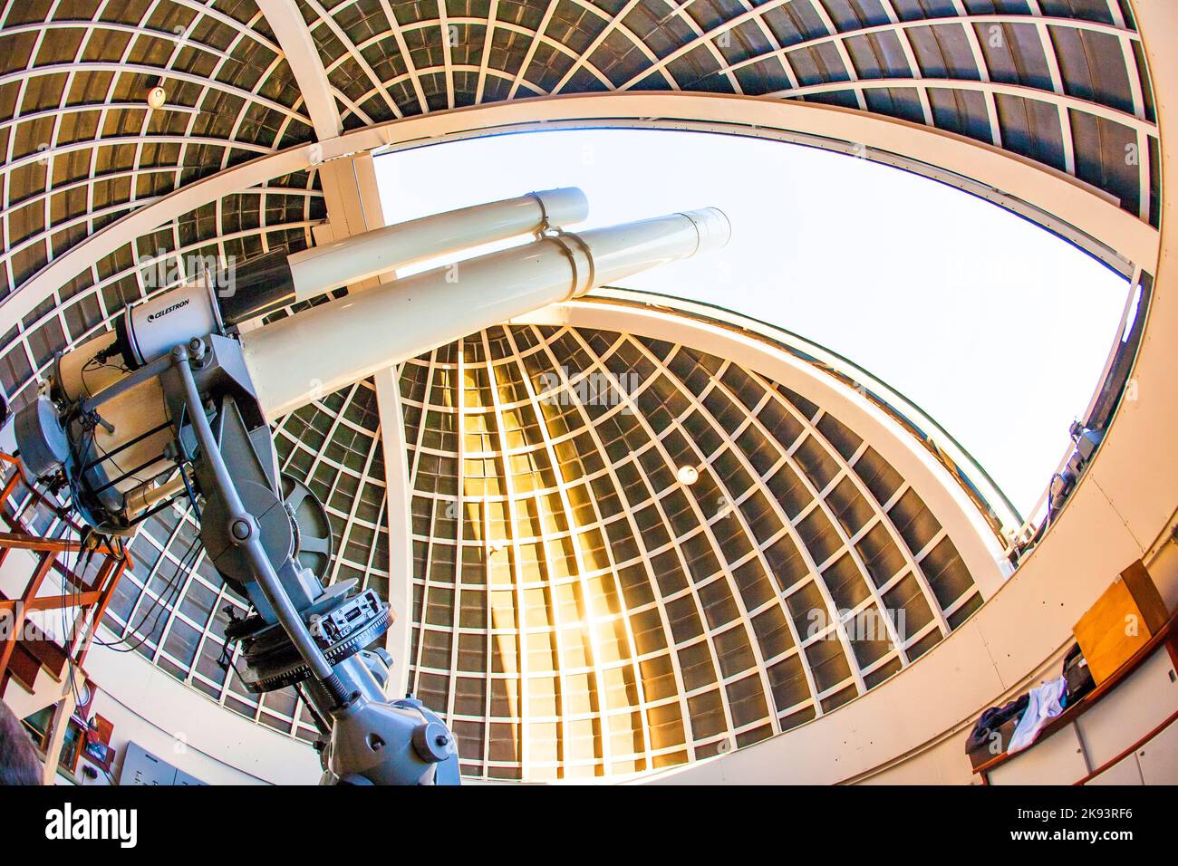 LOS ANGELES, USA - Zeiss telescope at the Griffith observatory on June ...
