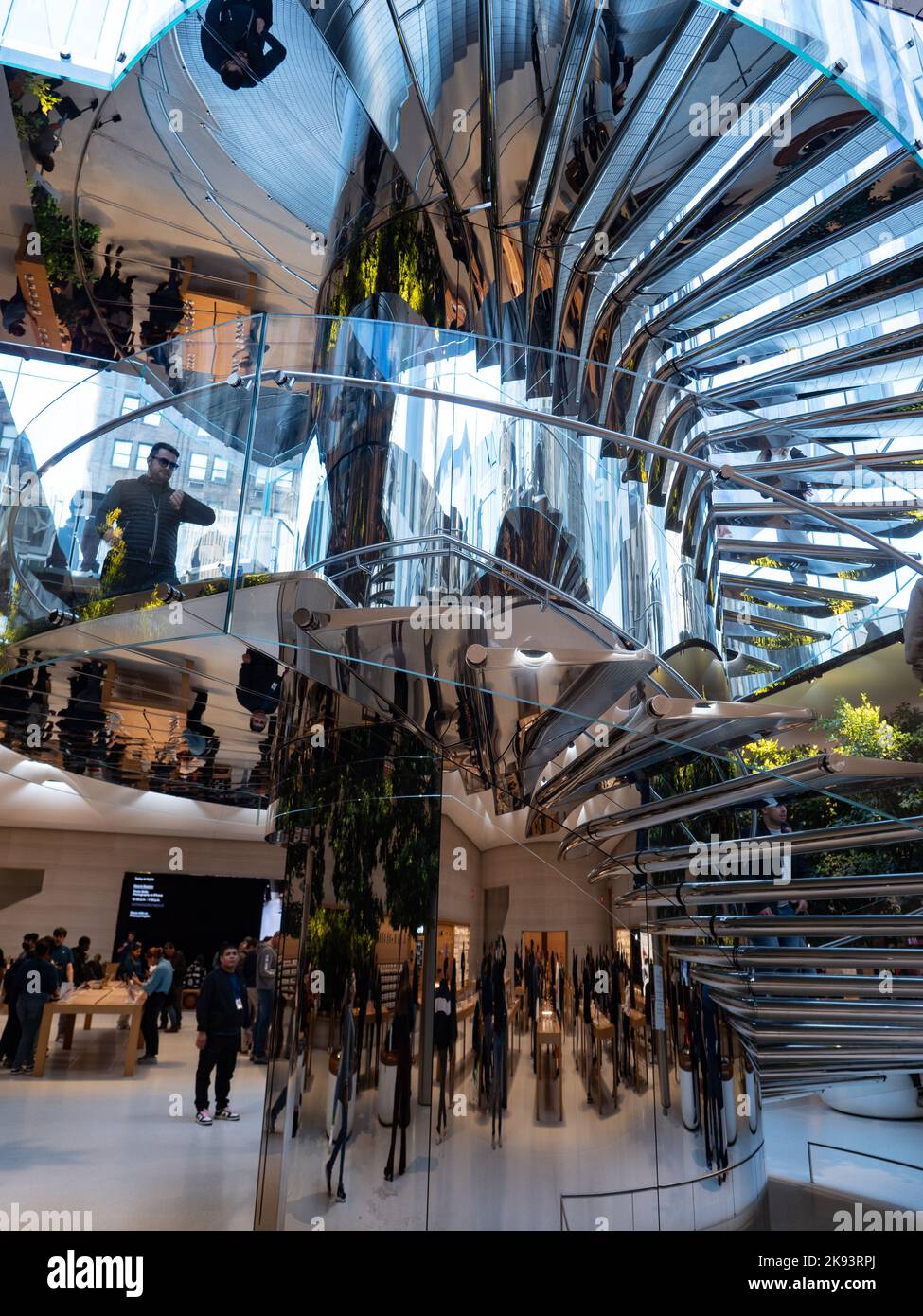 The spiral staircase at the Fifth Avenue Apple Store, the flagship in ...