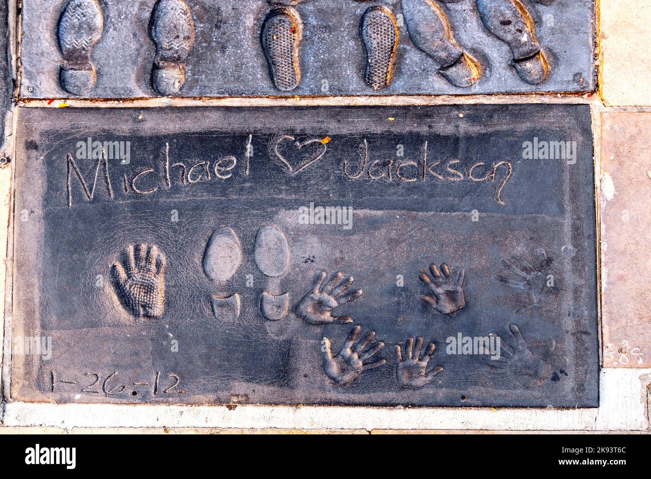 LOS ANGELES - JUNE 26: Michael Jackson's handprints in Hollywood ...