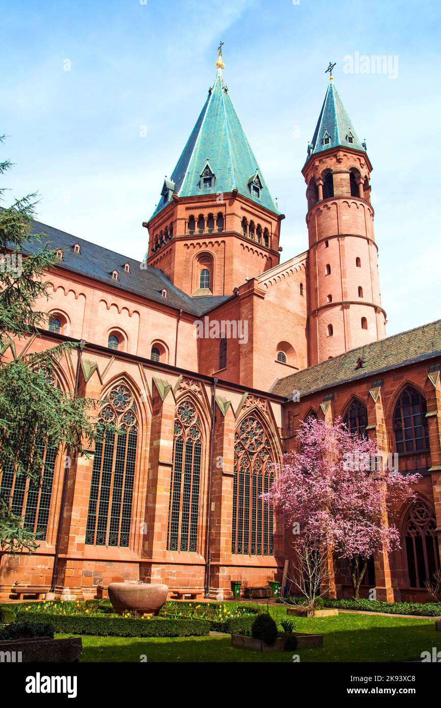 Inner city mainz hi-res stock photography and images - Alamy