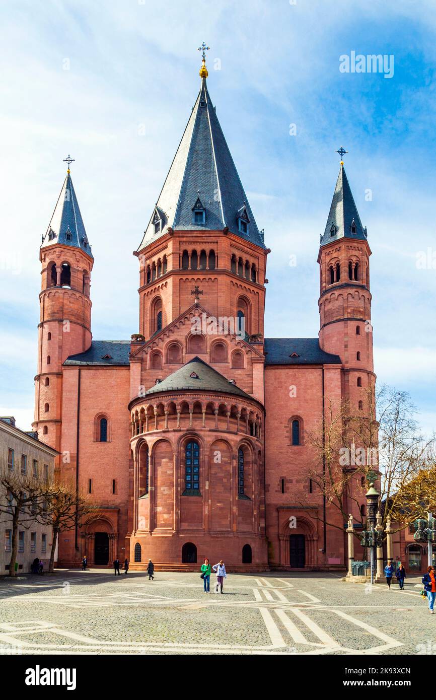 MAINZ, GERMANY - APRIL 14: beautiful dome on April 14, 2013 in mainz ...