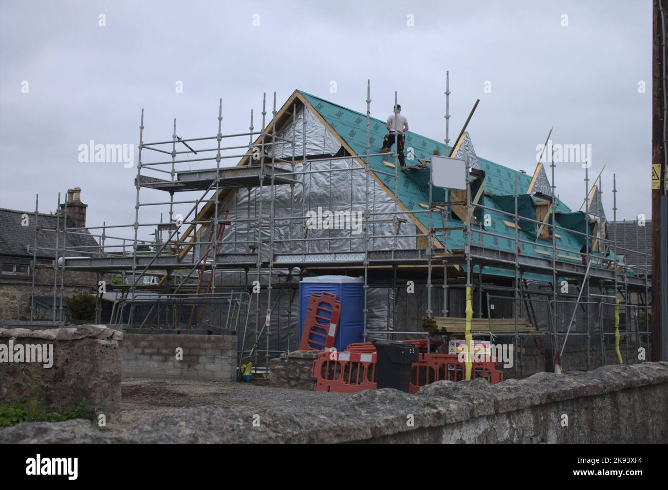 Scotland roof scaffolding hi-res stock photography and images - Alamy