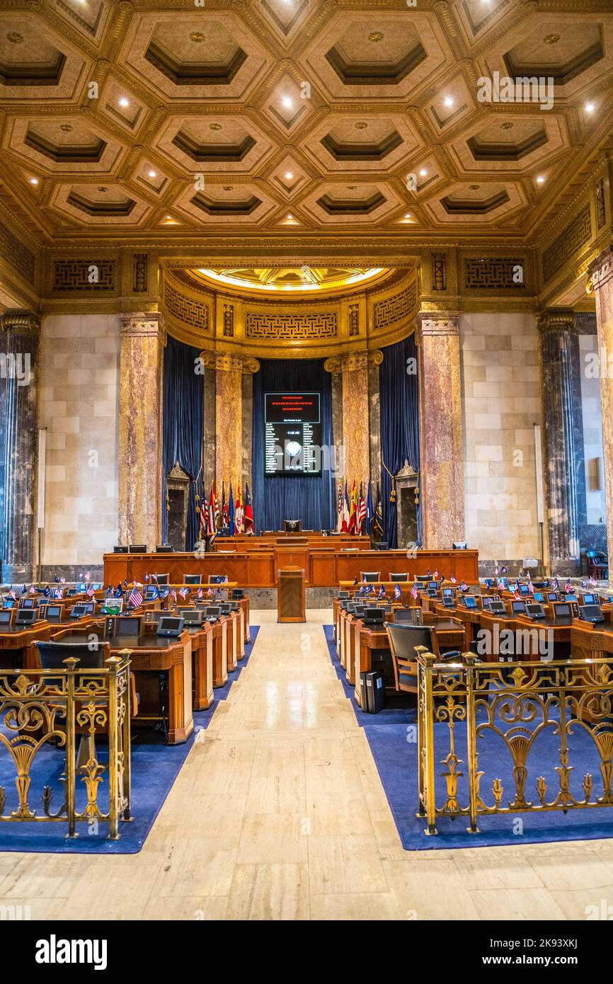 Inside chambers state capitol building hi-res stock photography and ...
