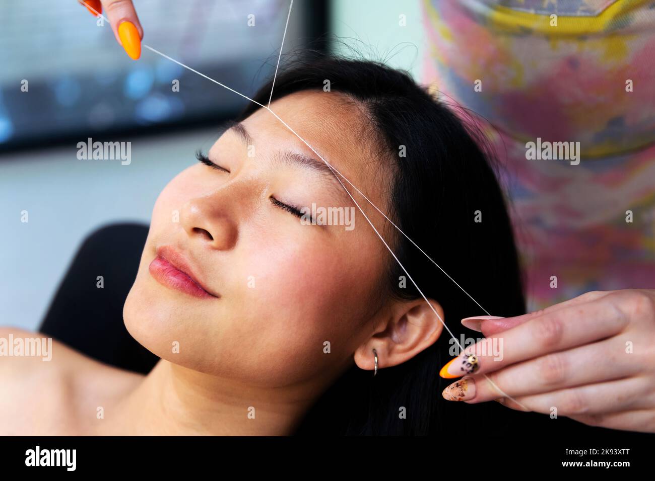 Threading technique hi-res stock photography and images - Alamy