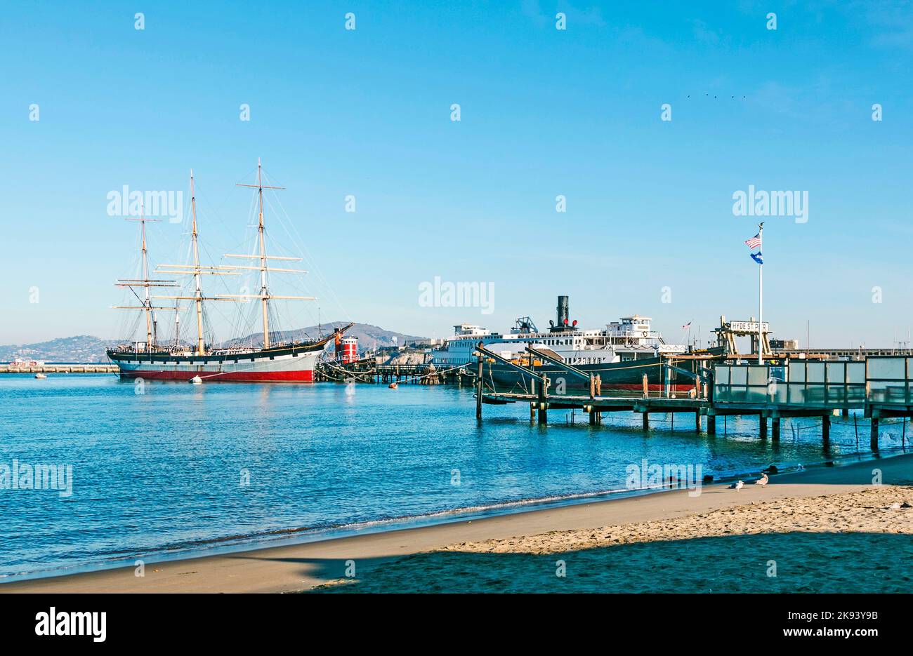 SAN FRANCISCO - DEC 9: Vintage 1886 sailing ship, Balclutha and 1914 ...