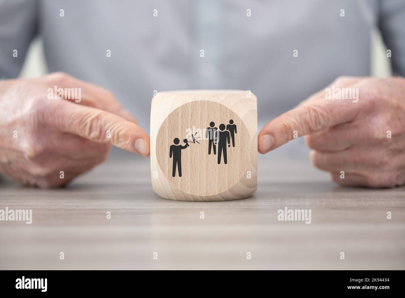 Wooden block with symbol of coaching concept Stock Photo - Alamy