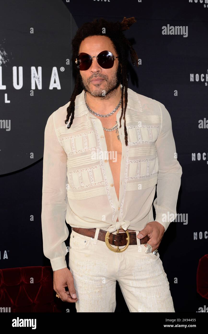 Non Exclusive: October 25, 2022, Mexico City, Mexico: American singer ...