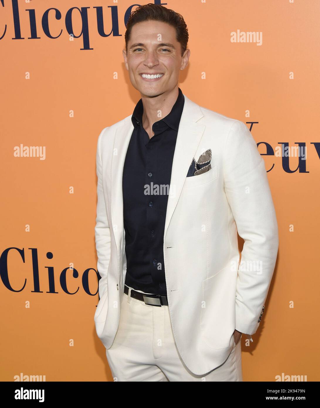 Los Angeles, USA. 25th Oct, 2022. Elijah Allan Blitz arrives at the ...