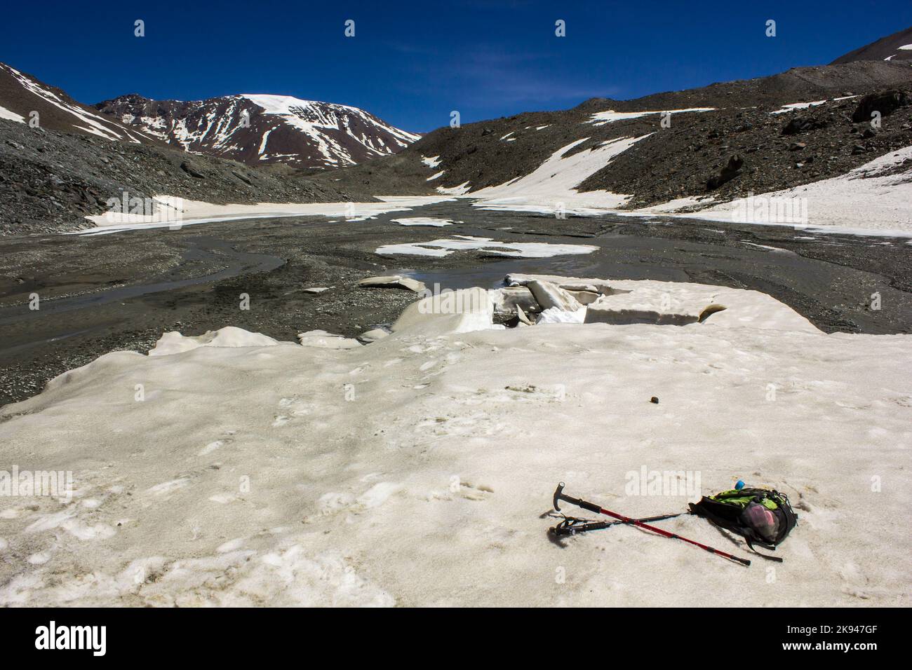 Shingo la pass trek hi-res stock photography and images - Alamy