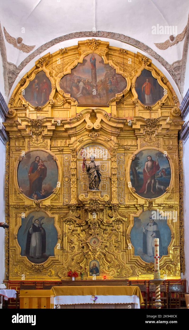 Main altar at Mision San Ignacio, Baja California Sur, Mexico Stock ...