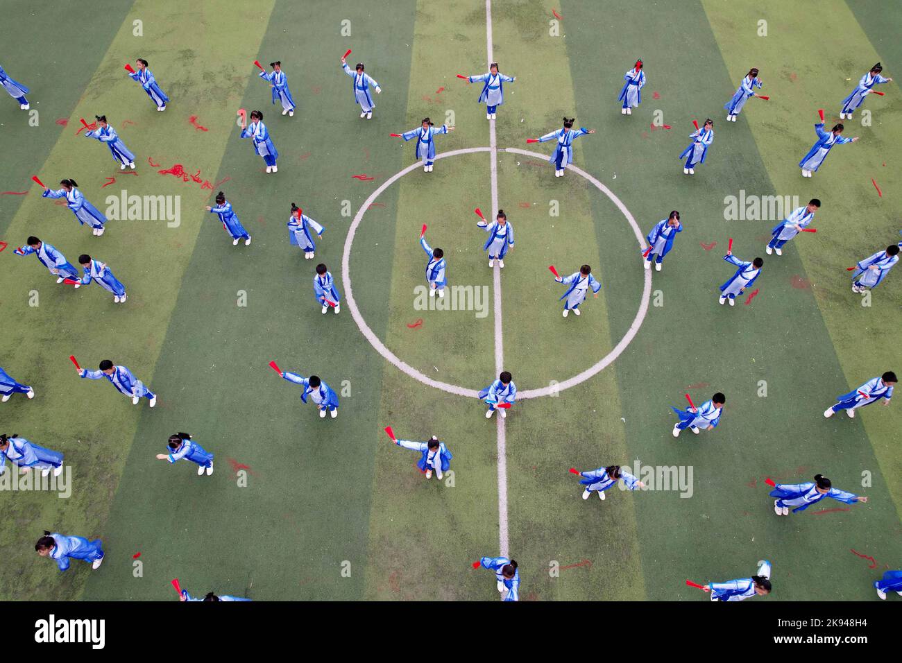 LIUZHOU, CHINA - OCTOBER 26, 2022 - Students dressed in Hanfu show fan ...