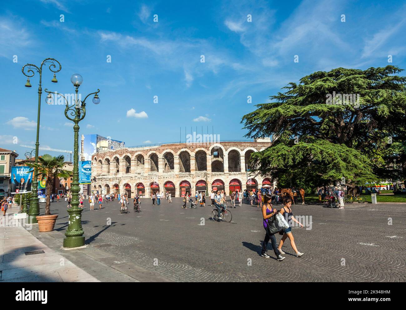 VERONA, ITALY - AUG 05: visitors, spectators walking on Piazza BRA ...