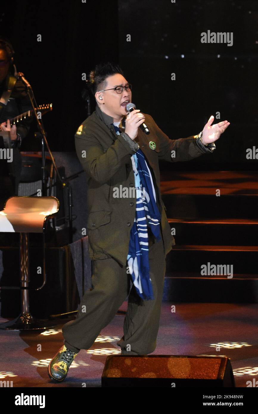 Hong Kong actor and Cantopop singer William So Wing Hong held a Taipei ...