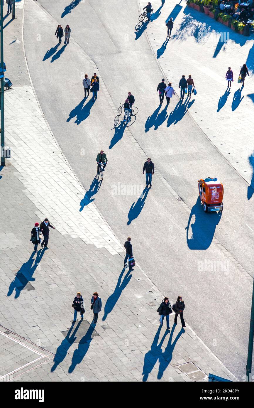 Symbolwalking hi-res stock photography and images - Alamy