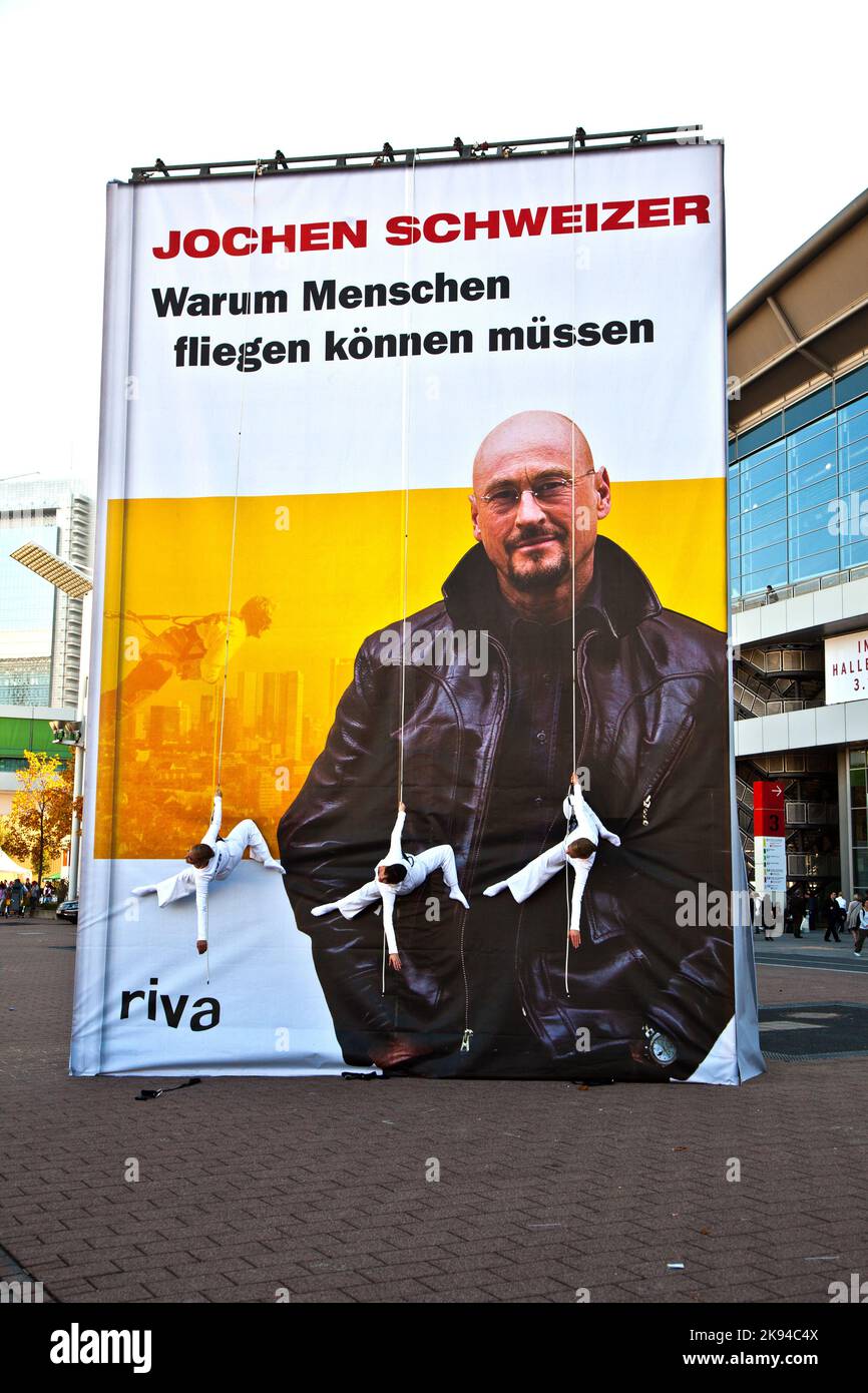 Jochen schweitzer hi-res stock photography and images - Alamy