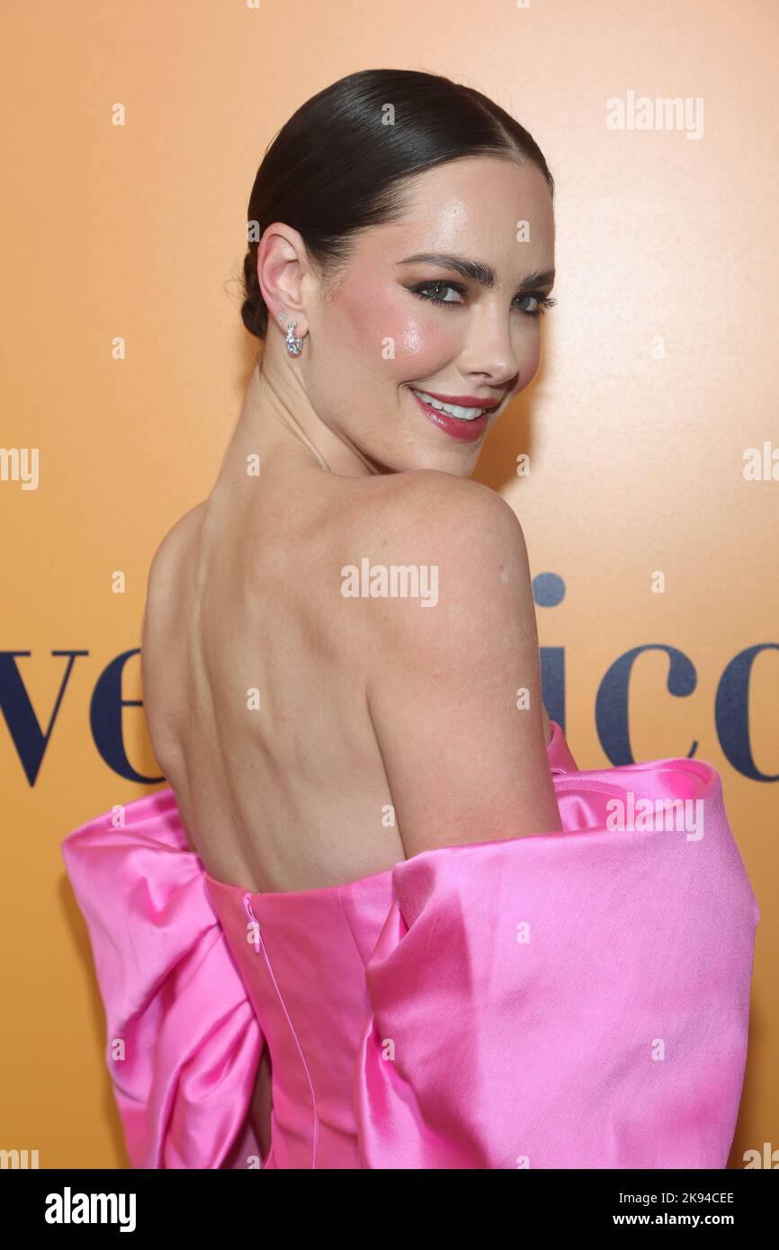 25 October 2022 -Beverly Hills, California - Beau Dunn. Veuve Clicquot ...