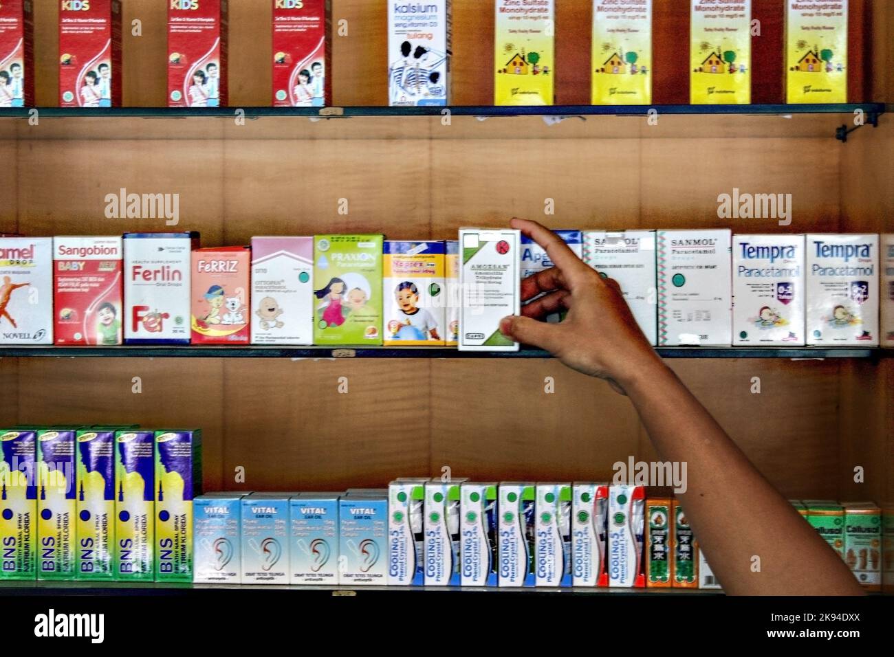 Bandung, West Java, Indonesia. 26th Oct, 2022. Officers checking syrup ...