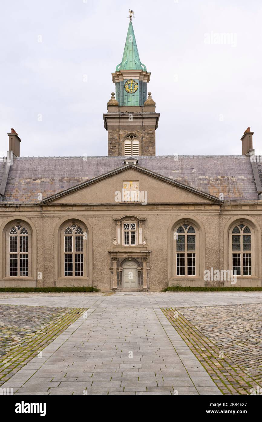 Oldest classical building in ireland hi-res stock photography and ...