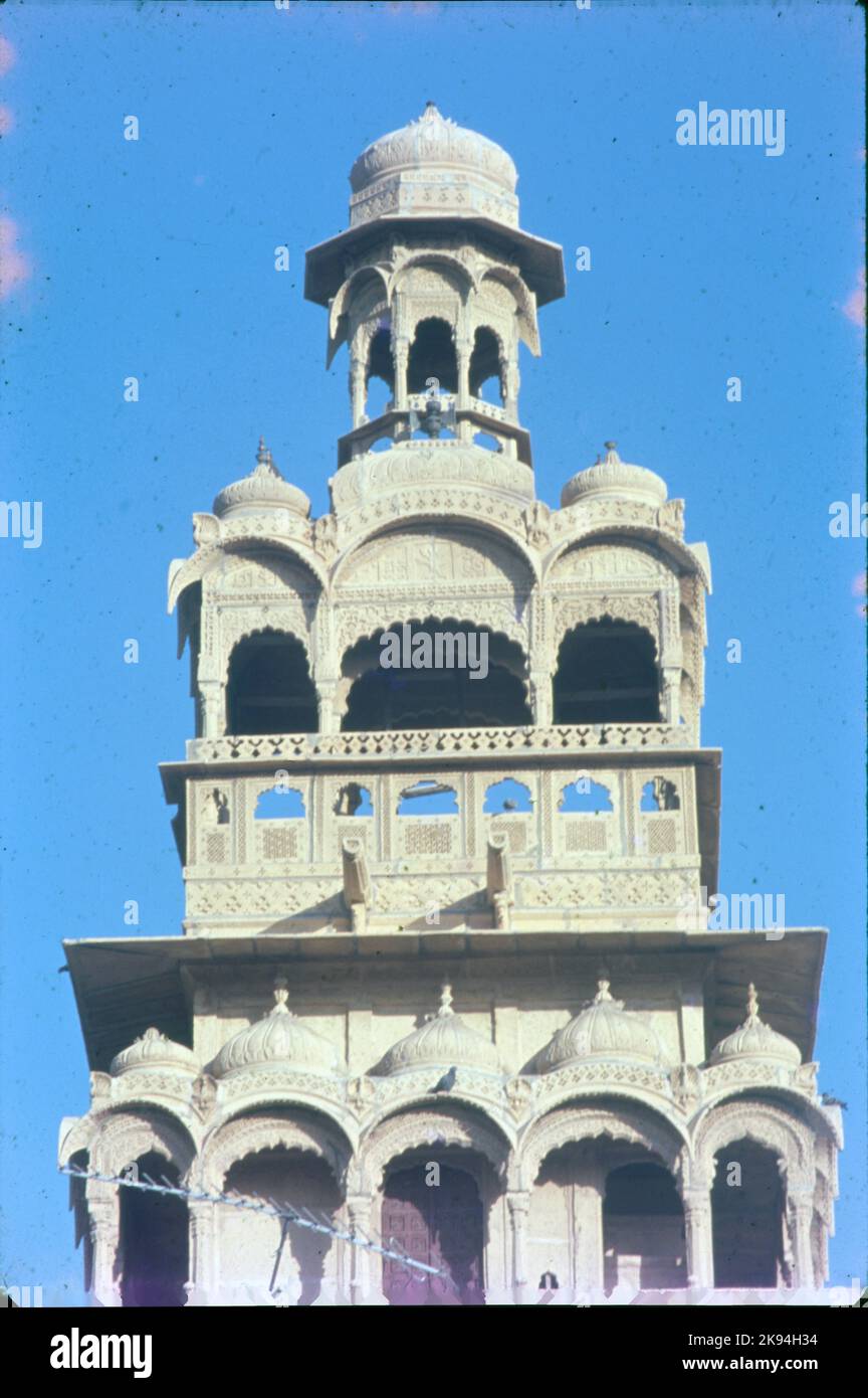 Indian canopies hi-res stock photography and images - Alamy