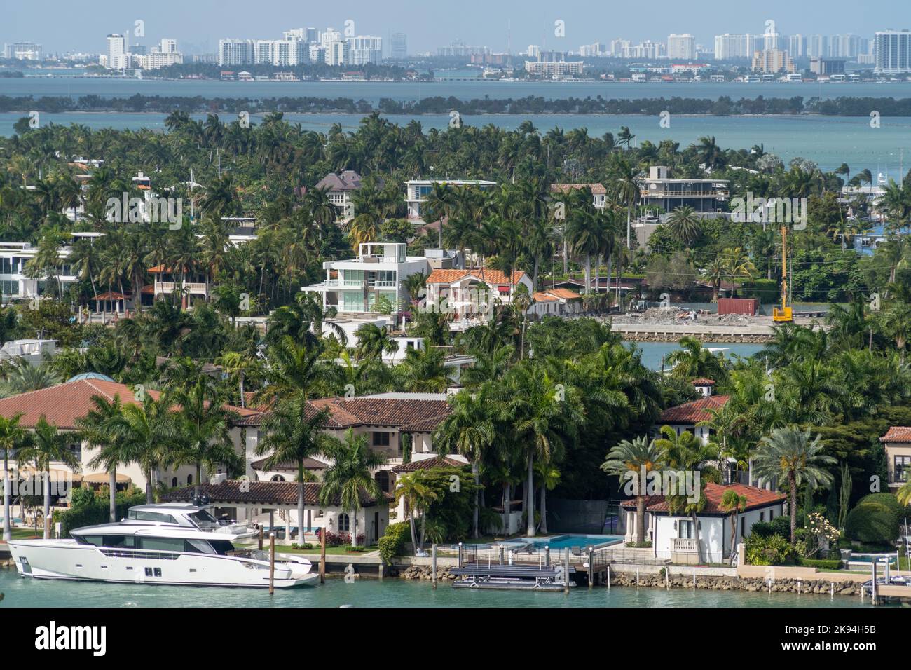 Miami water boat hi-res stock photography and images - Alamy
