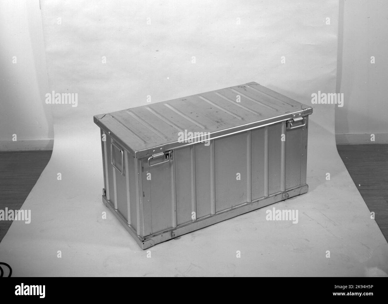 Folding boxes. Small containers Stock Photo - Alamy