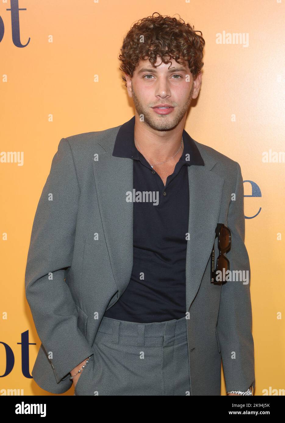 25 October 2022 -Beverly Hills, California - Eyal Booker. Veuve ...