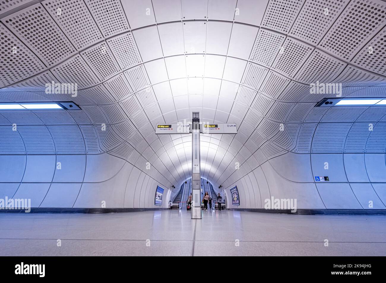 The historic farringdon underground station hi-res stock photography ...