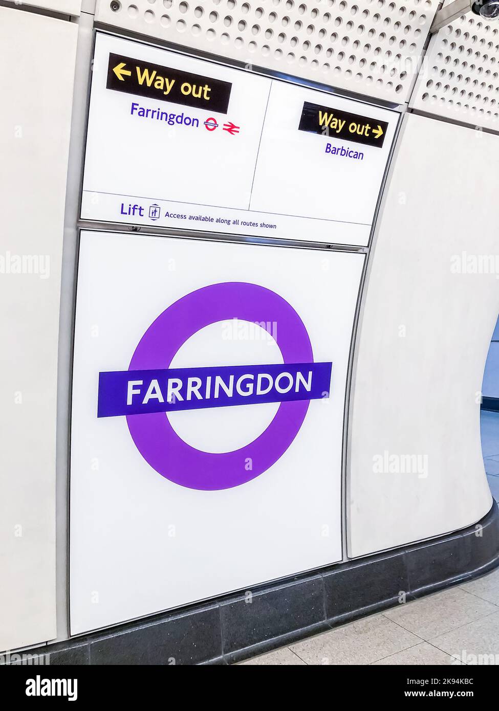 Farringdon - Elizabeth Line Station Stock Photo - Alamy