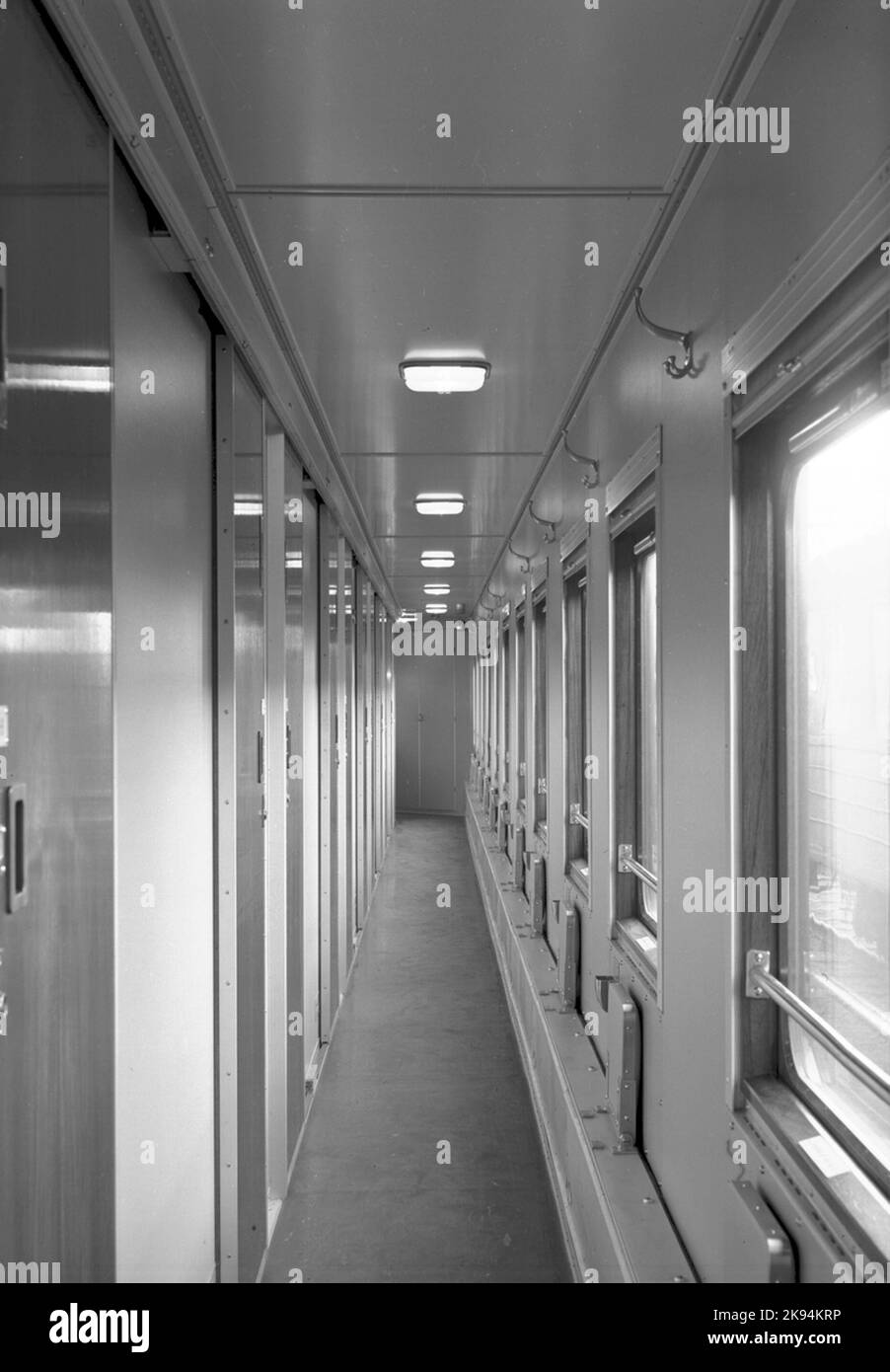 State Railways, SJ WLAB06. Sleeping cart corridor Stock Photo - Alamy