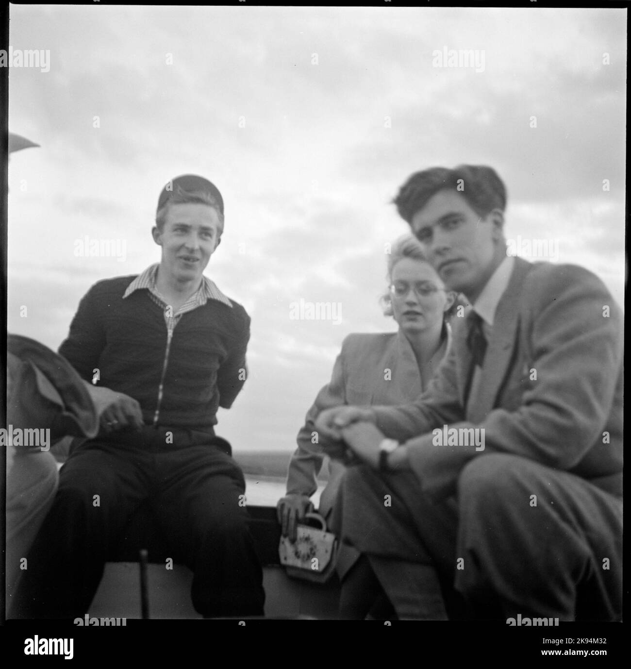 Portrait of an unknown woman and two unknown men Stock Photo - Alamy
