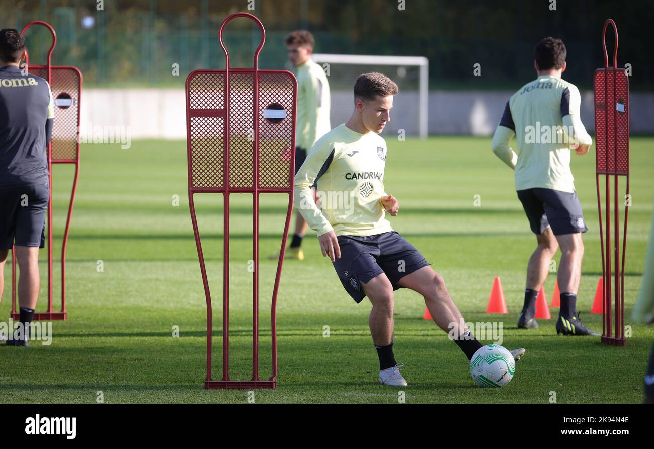 Brussels, Belgium. 26 October 2022, Anderlecht's Yari Verschaeren ...