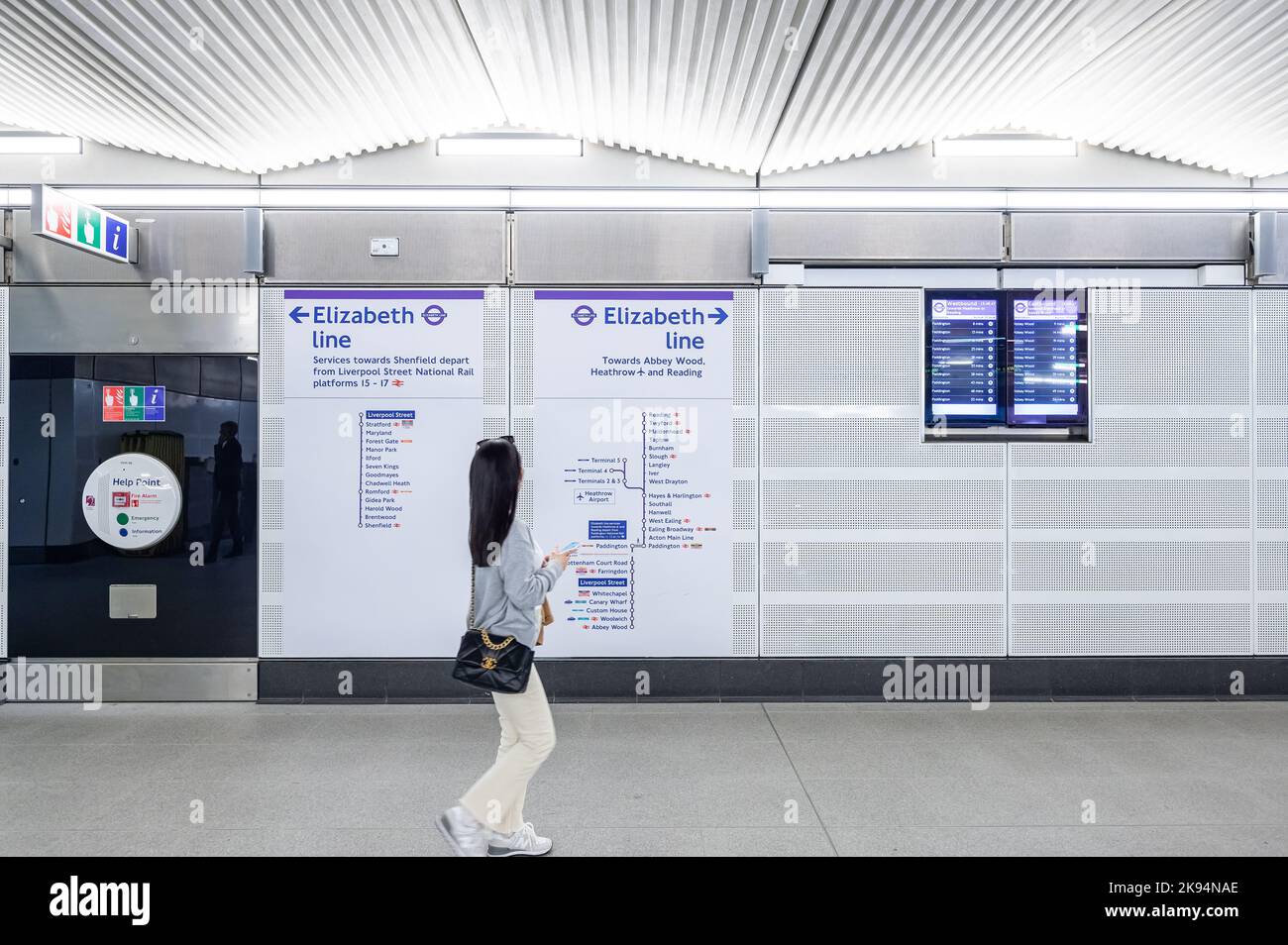 Liverpool Street Station - Elizabeth Line Station Stock Photo - Alamy