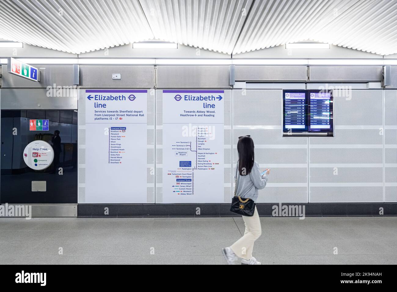 Liverpool Street Station - Elizabeth Line Station Stock Photo - Alamy