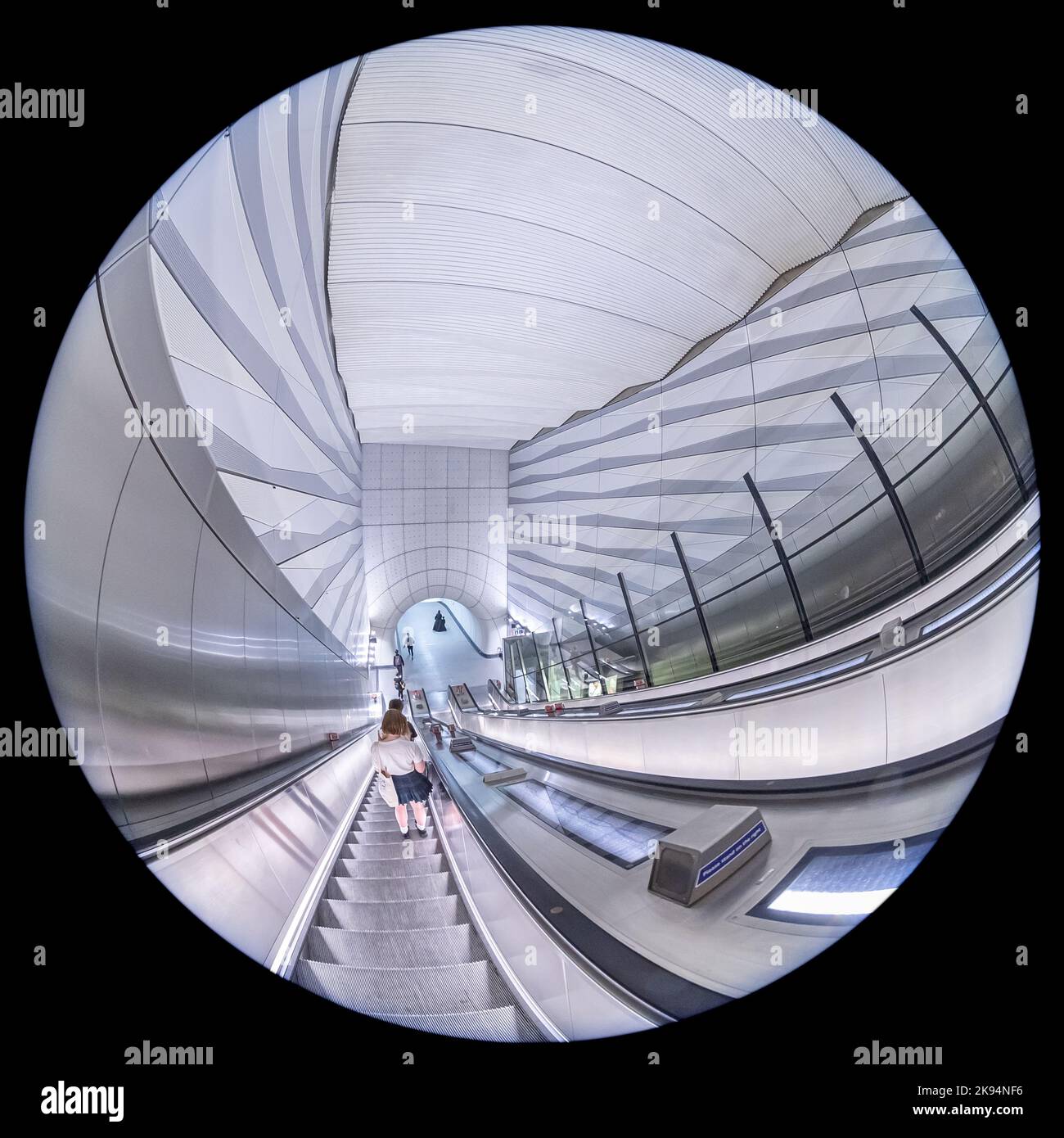 Liverpool Street Station - Elizabeth Line Station Stock Photo - Alamy