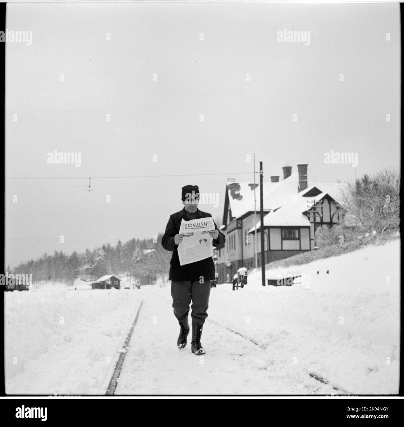 Staff read "Signal Stock Photo - Alamy